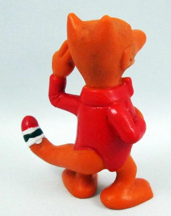 Five (Canale 5 Italy Mascot) - Schleich Pvc Figure - Tuxedo Five
