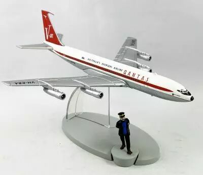 In Plane Tintin - Editions Hachette - 015 QANTAS Australia's Overseas ...