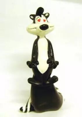 Vintage Pepe Le Pew PVC toy figure Toys & Games Pretend Play Toys etna ...