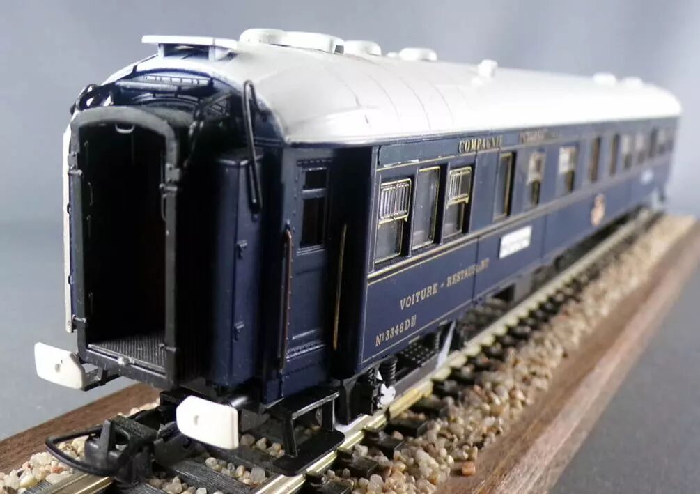 Rivarossi Altaya Ho Ciwl Dining Car 3348D Blue with Interior Fittings Simplon Orient Express no Box