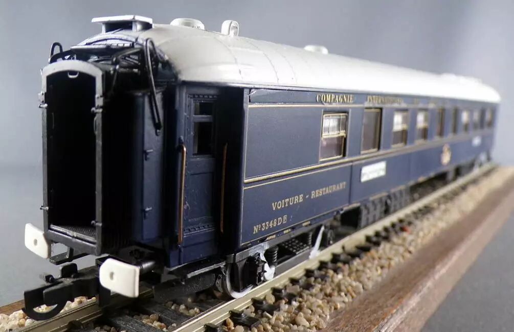 Rivarossi Altaya Ho Ciwl Dining Car 3348D Blue with Interior Fittings Simplon Orient Express no Box