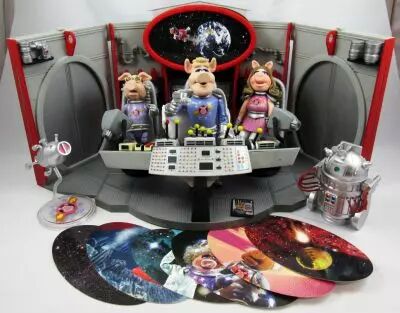 The Muppet Show - Palisades - Pig in Space Playset avec Link Hogthrob ...